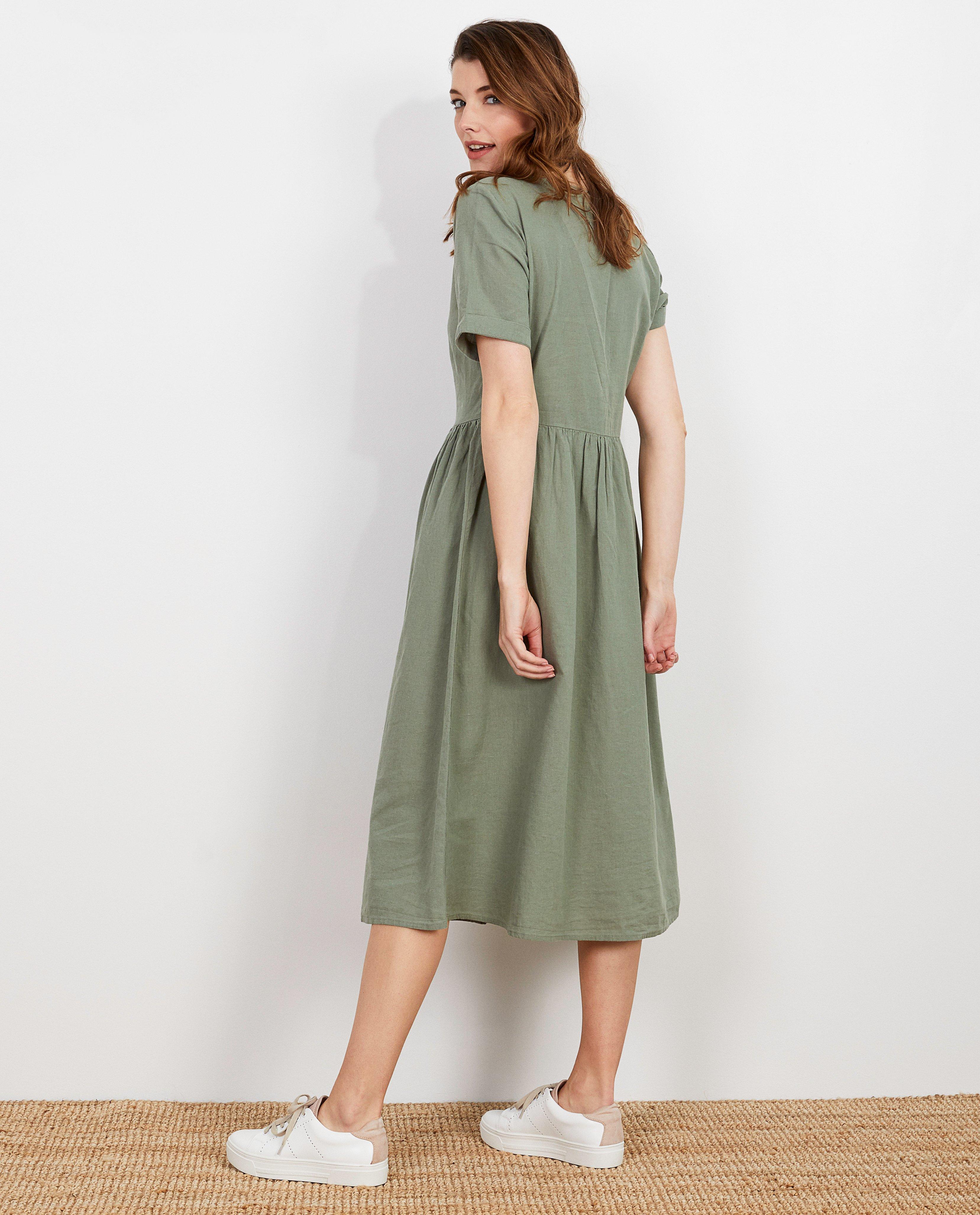 Groene jurk van linnen I AM #agreenjourney I AM | JBC België België