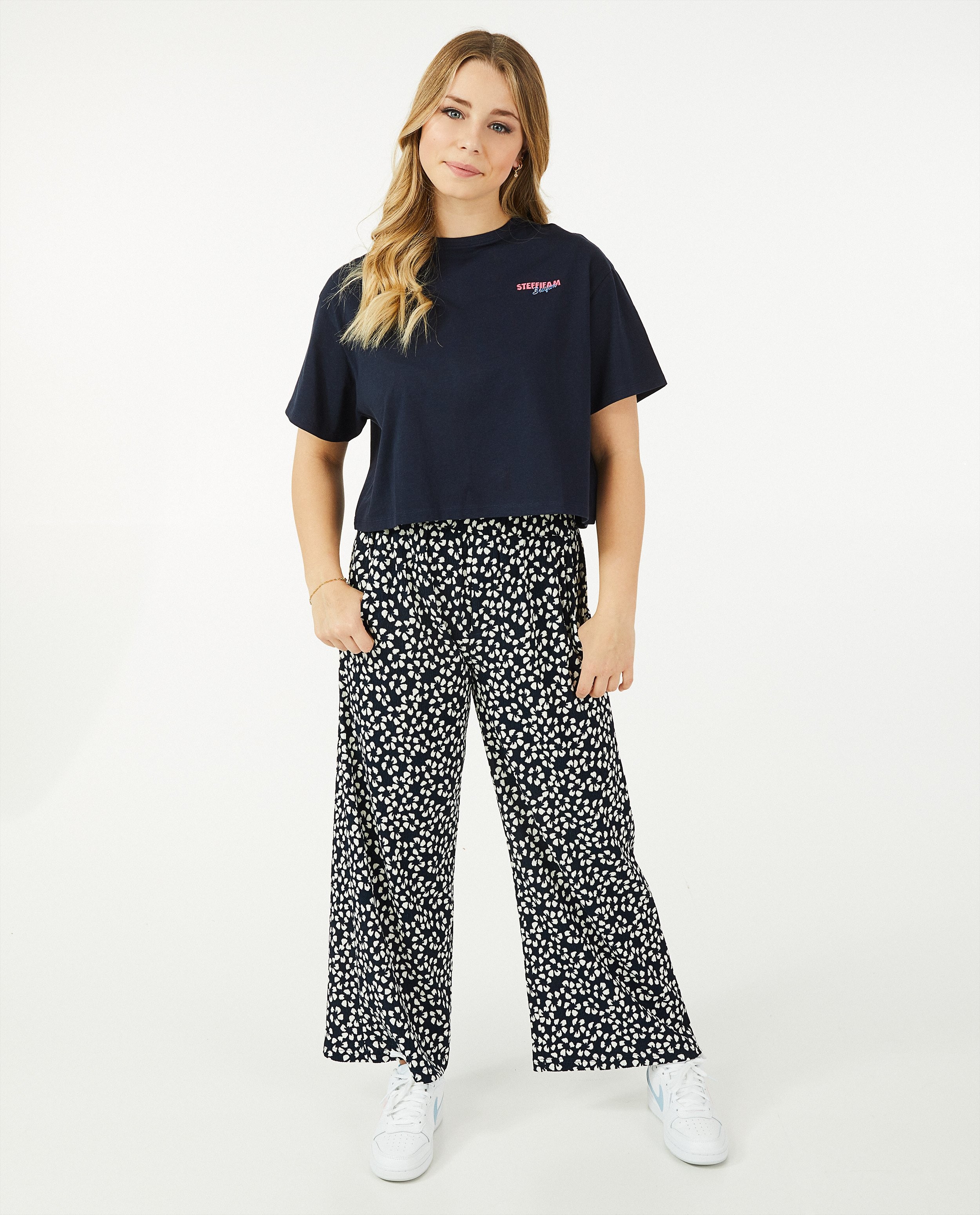 Cropped T-shirt in blauw Steffi Mercie