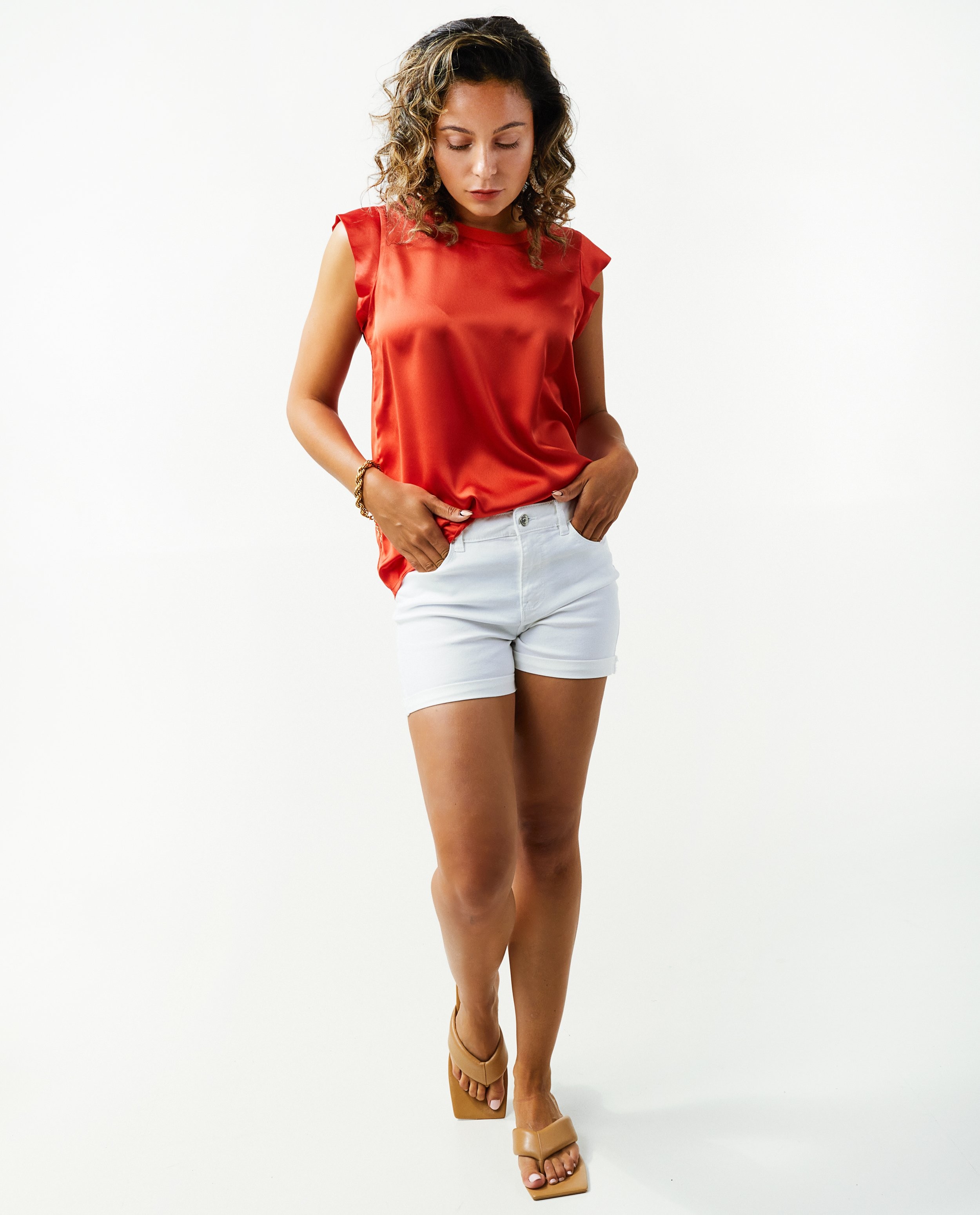 Rode top met satijnen schijn OVS | JBC België